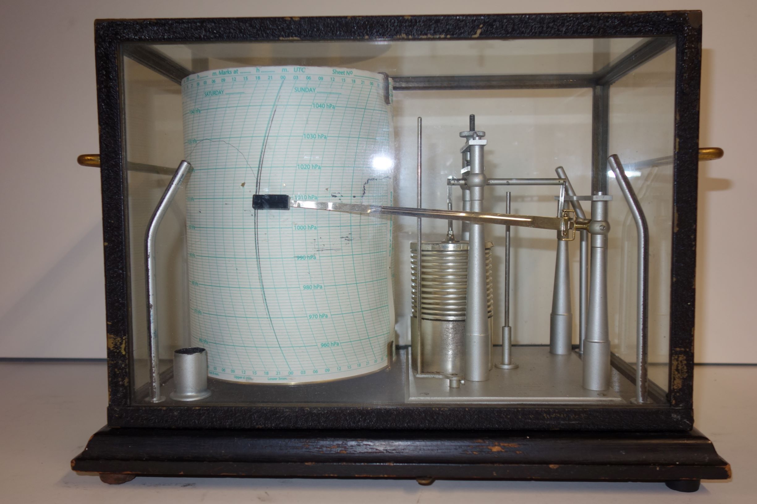barograph bellows